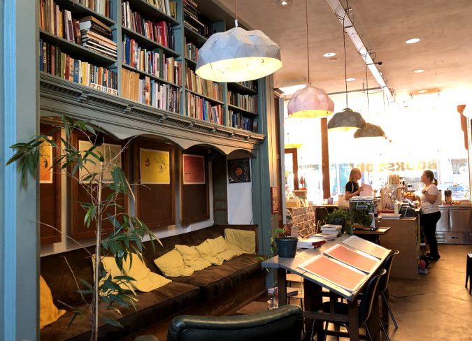 Niederlande-Roadtrip für Bücherfreunde - kindamtellerrand